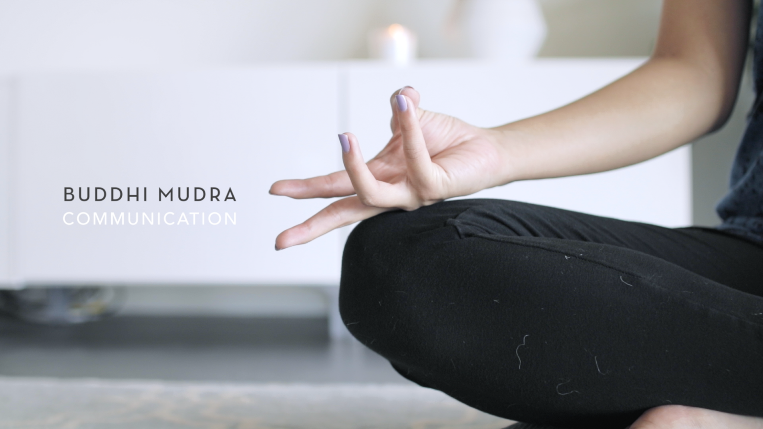 How to Meditate (w/ Mudras) - Lavendaire